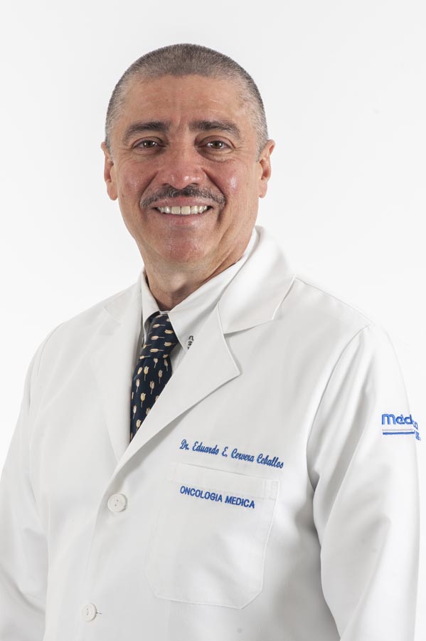 Médica Sur: Acerca del médico