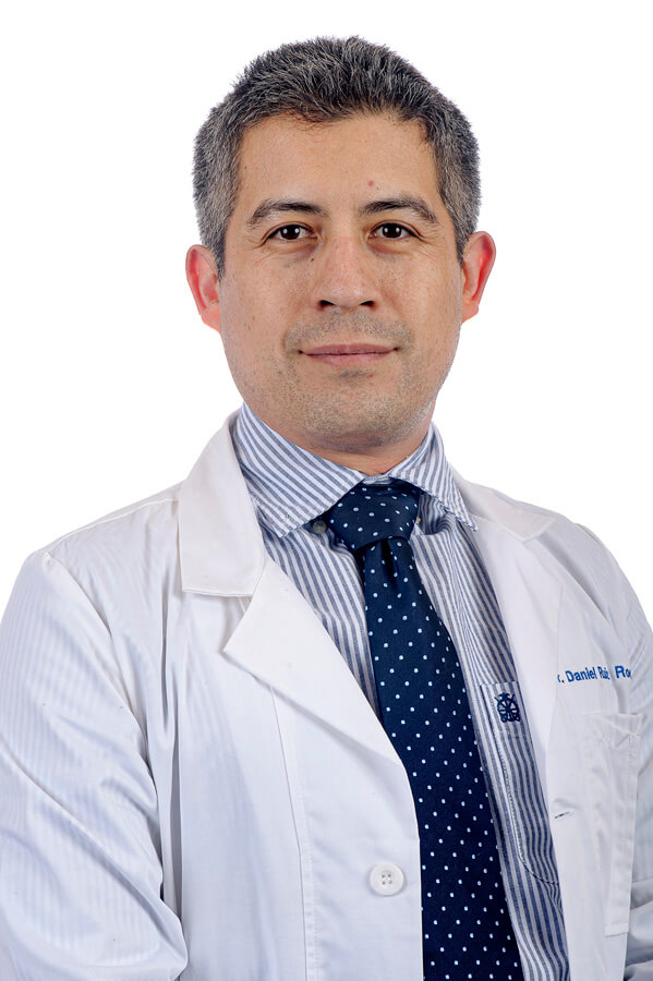 Médica Sur: Acerca del médico